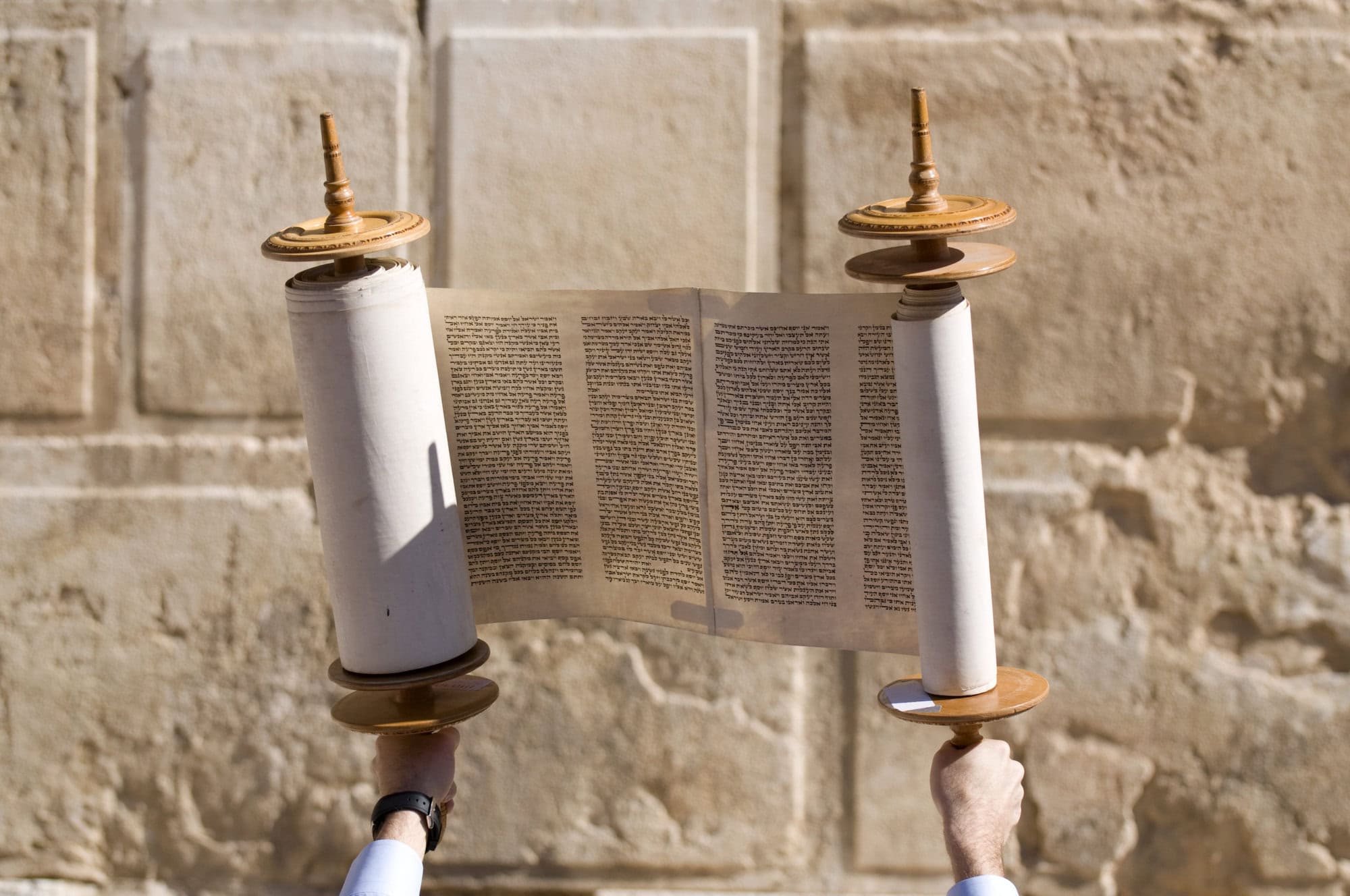 Scroll of the Torah - Jconnect